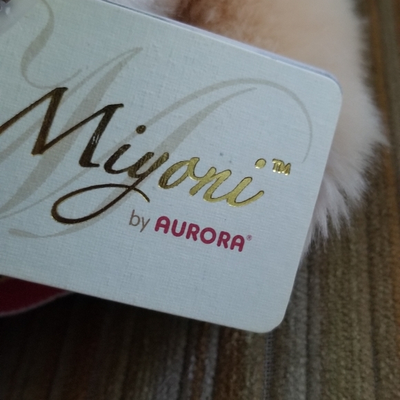 moyoni | Accents | Golden Retriever Puppy Moyoni Nwt | Poshmark